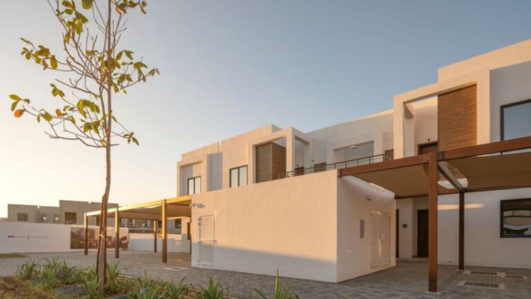 Al Ghadeer Villas and Apartments in Ghantoot